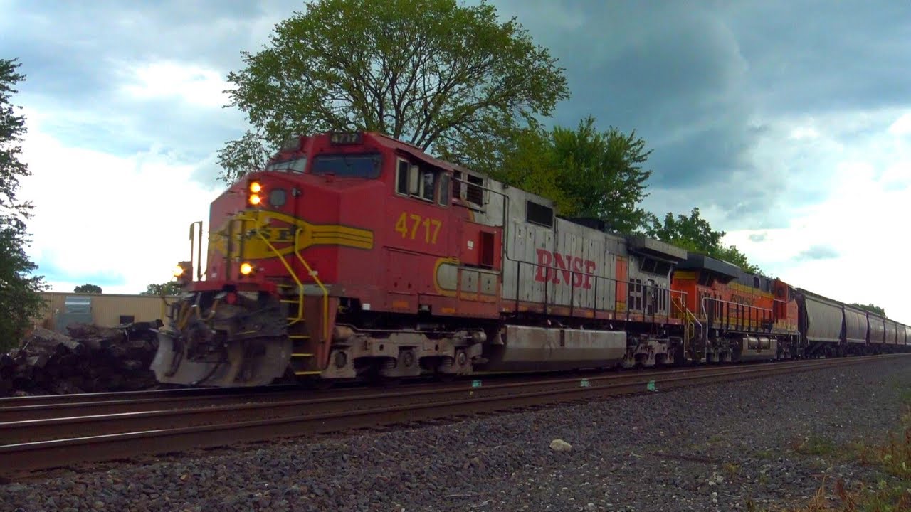 BNSF Fakebonnet 4717 with GREAT K3LA Leads V053 in Wellington, Ohio ...