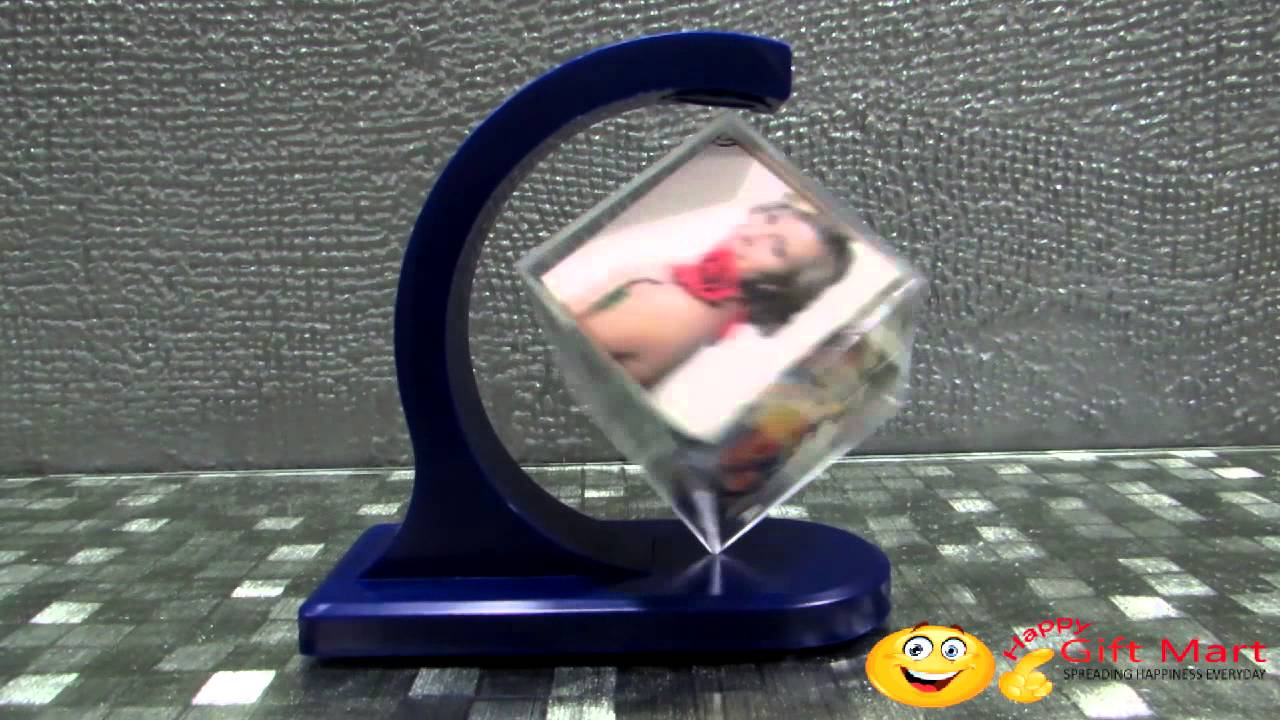 Rotating Photo Frame Cube Floating 4 Photos - YouTube