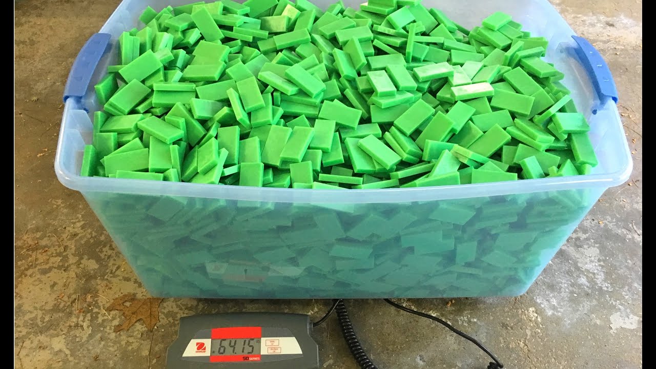 Counting Large Quantities of Dominoes FAST! | Domino QuickTip 1 - YouTube