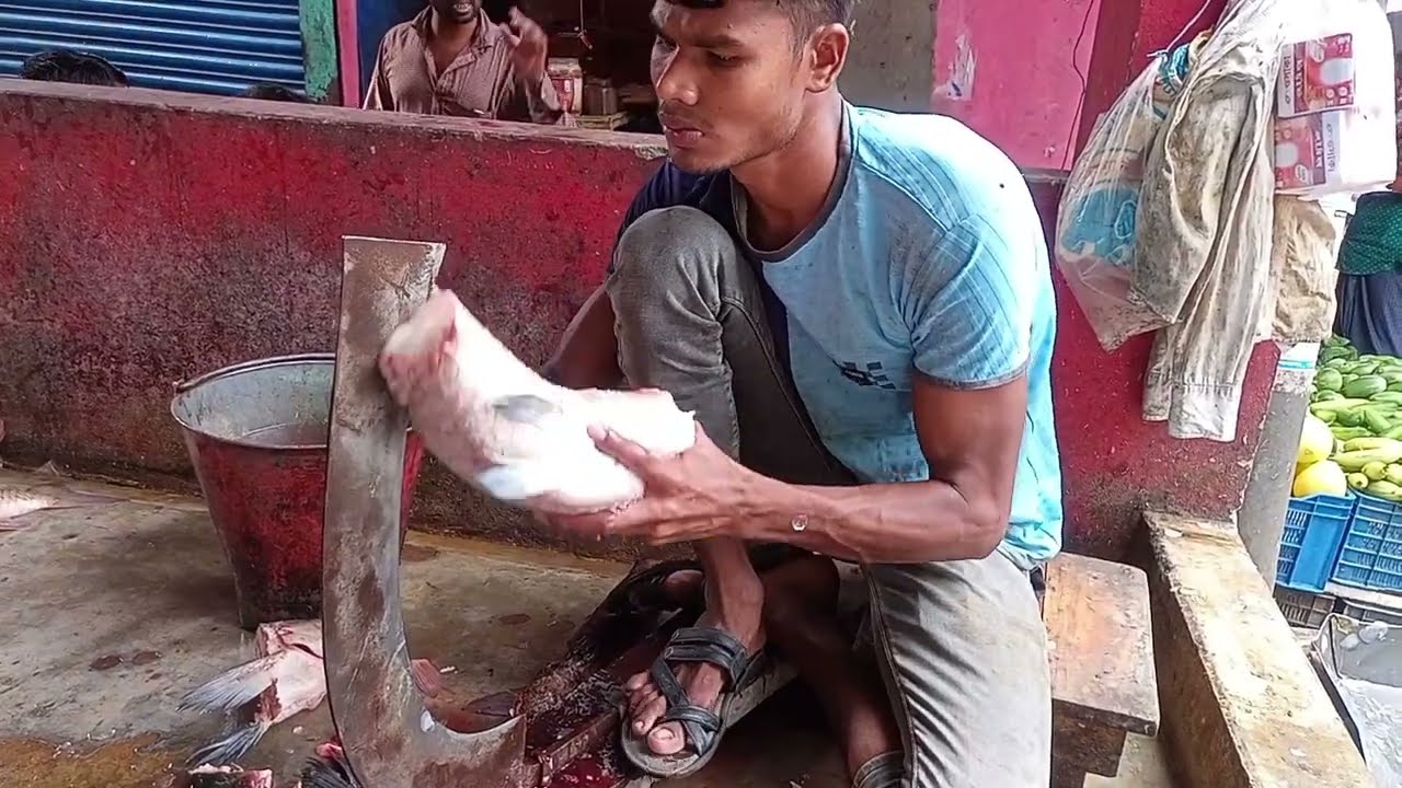 Great Fish Cutting Skills!! Huge Grass Carp Fish Cleaning & Chopping By ...
