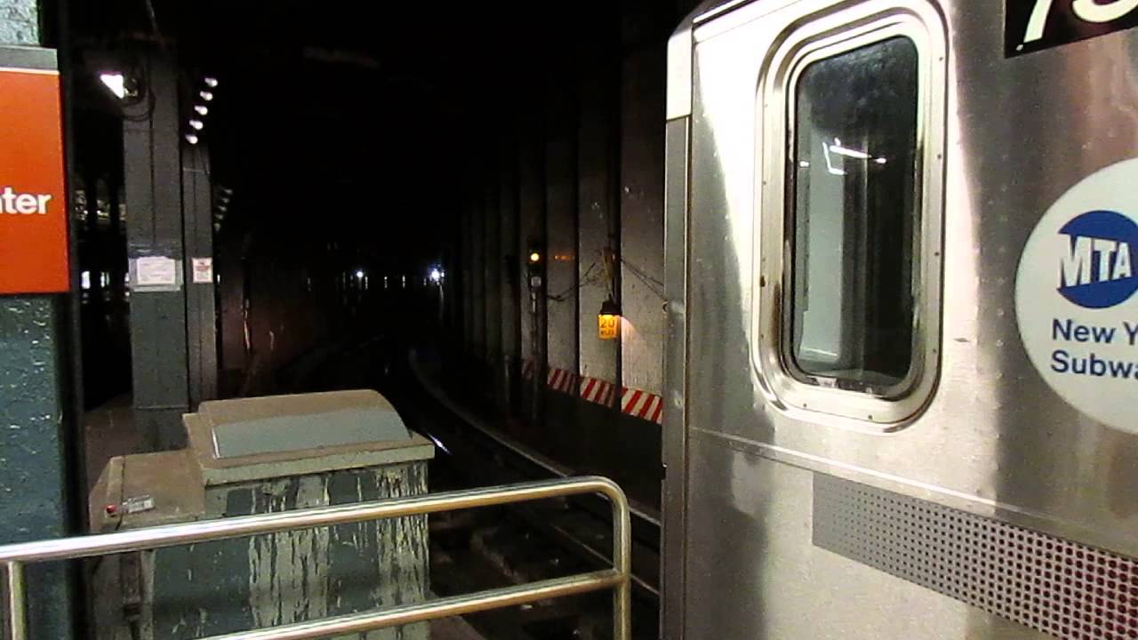 R142A (6) Train At 14 Street - YouTube
