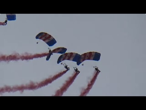 RAF Falcons A400M Atlas jump at COSFORD AIRSHOW 2024 - YouTube