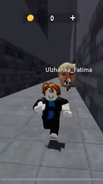 Bacon and Bacon RUNNING from the HEADS🤣 #roblox #robloxedit # ...