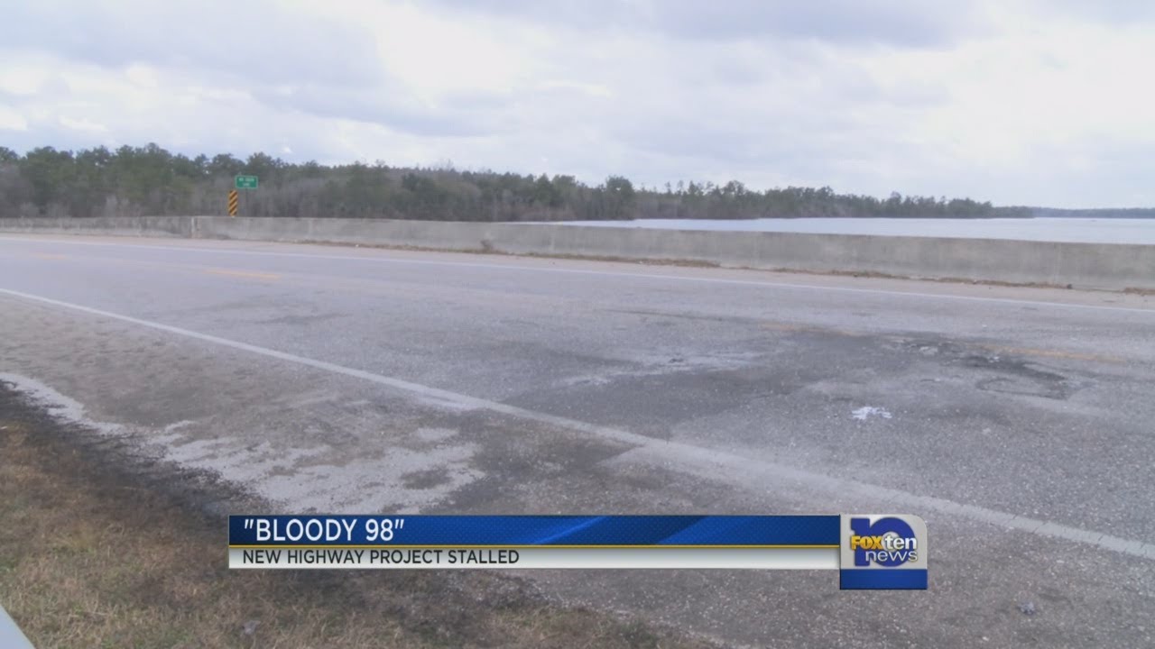 Highway 98 accident history on display post deaths - YouTube