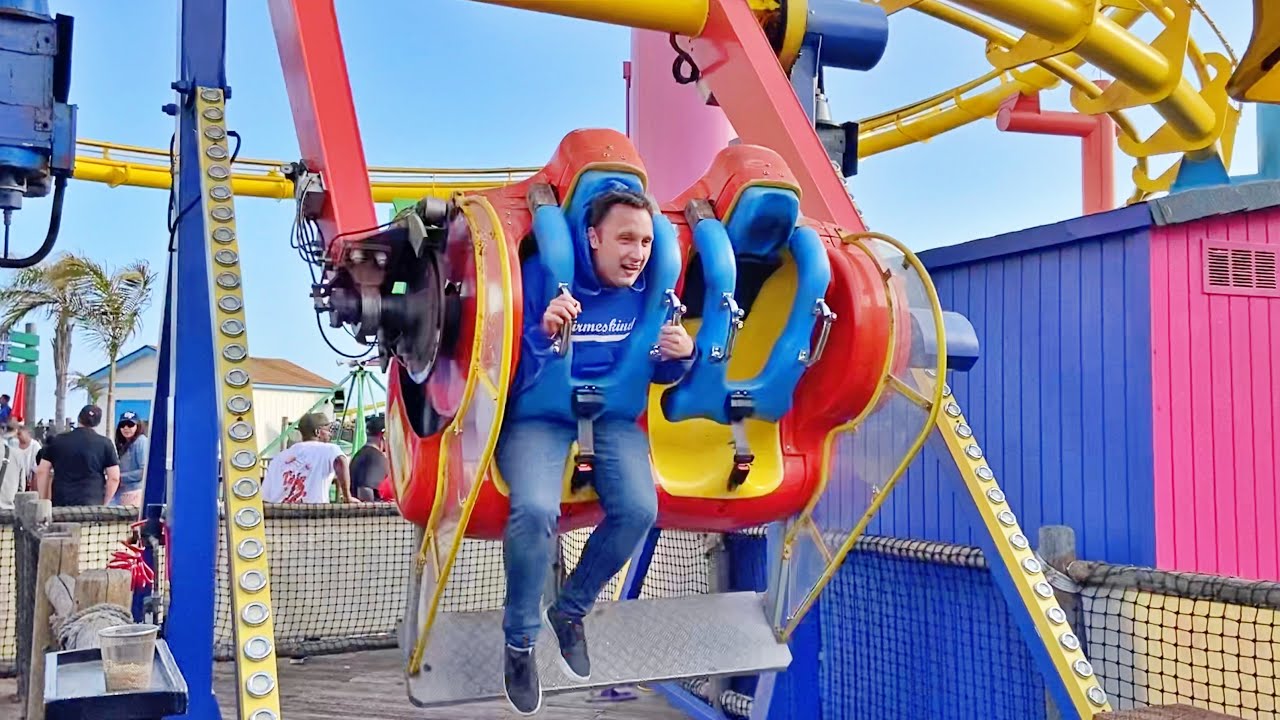 Gyro Loop - Top Spin zum selber steuern! - Pacific Park - Santa Monica ...