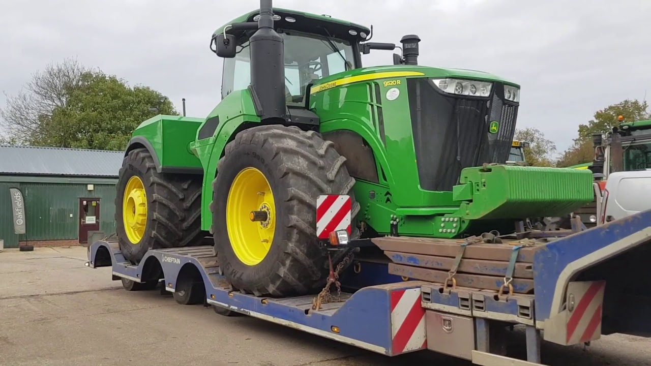 John Deere 9520R leaving Oakfields - YouTube