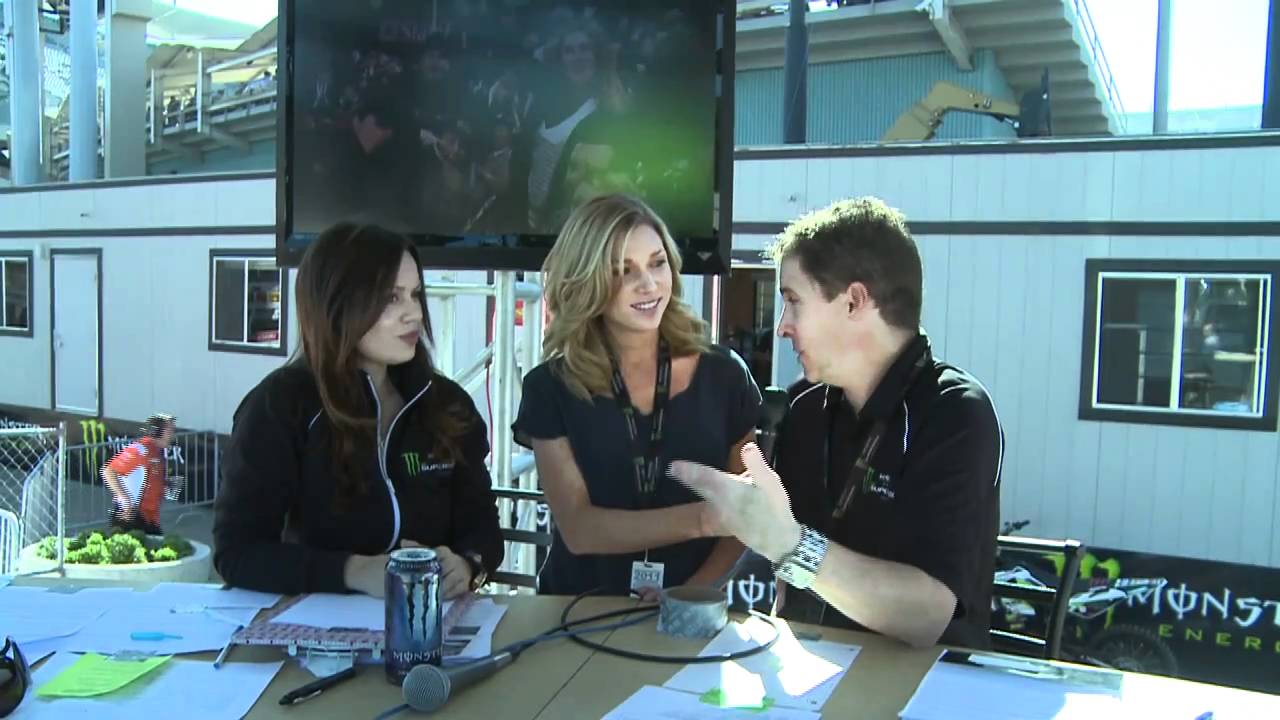 Behind the scenes at Supercross - Feld Motorsports live pit show with ...