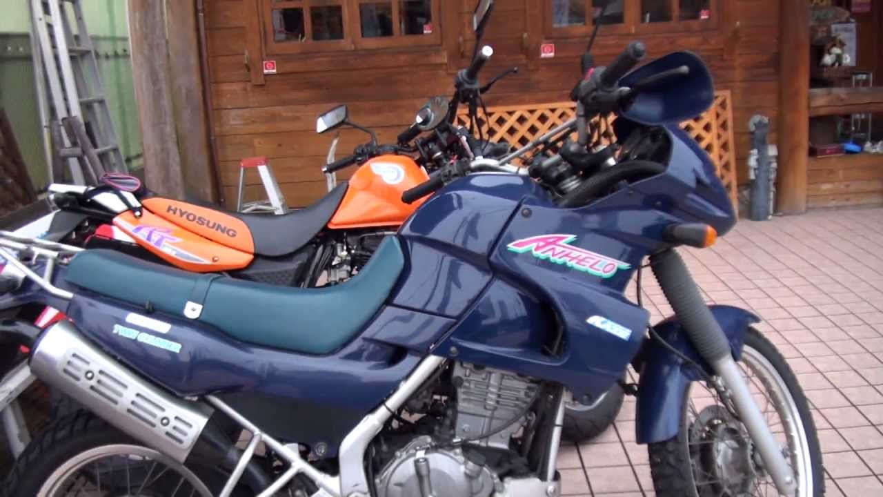 HYOSUNG RT125D KLE 250 ANHELO アネーロ - YouTube
