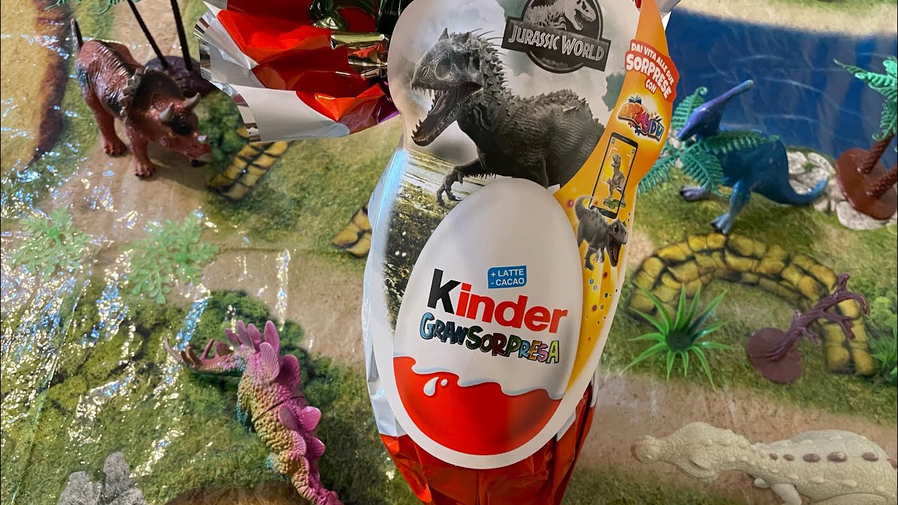 Jurassic World Kinder Surprise Dinosaur Unboxing - YouTube
