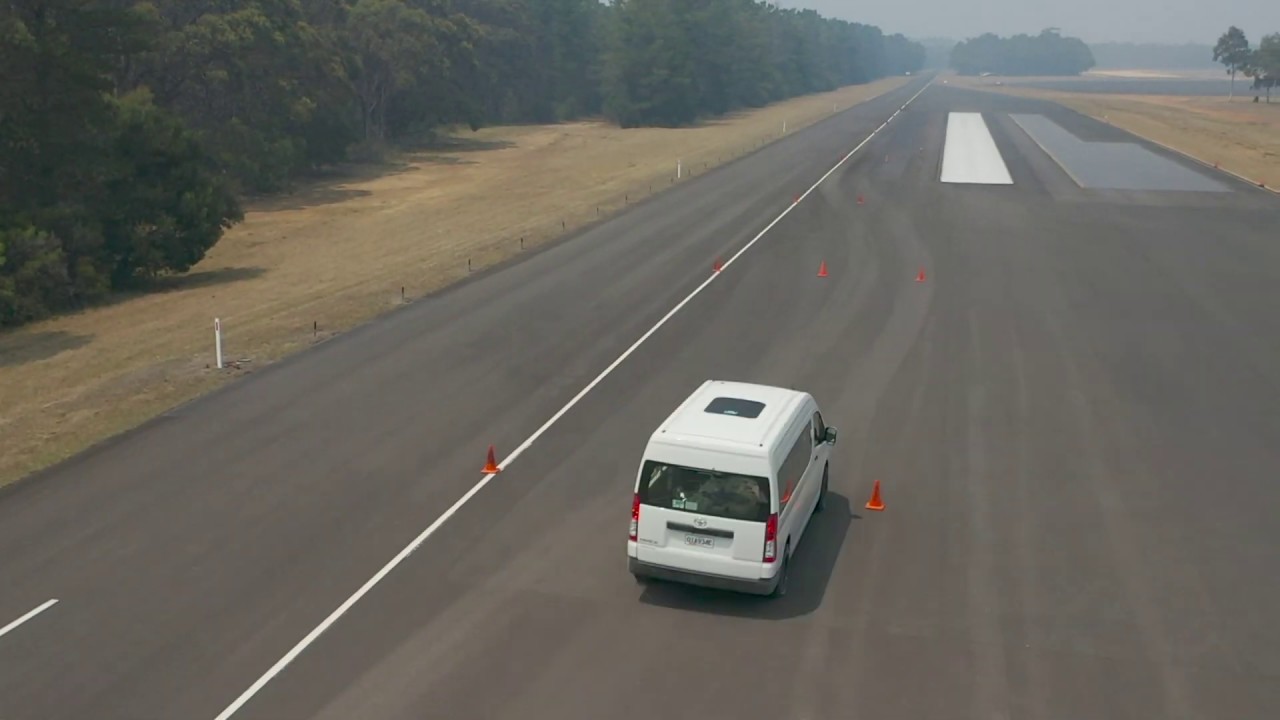 EnduroCo 4WD Hiace 300 series - Testing - YouTube