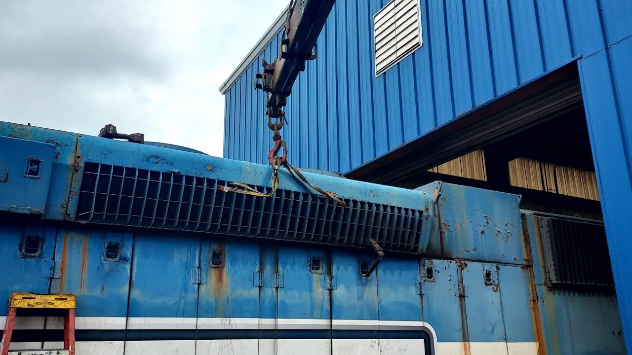 New Locomotive Dynamic Brake Resistor Grids - YouTube