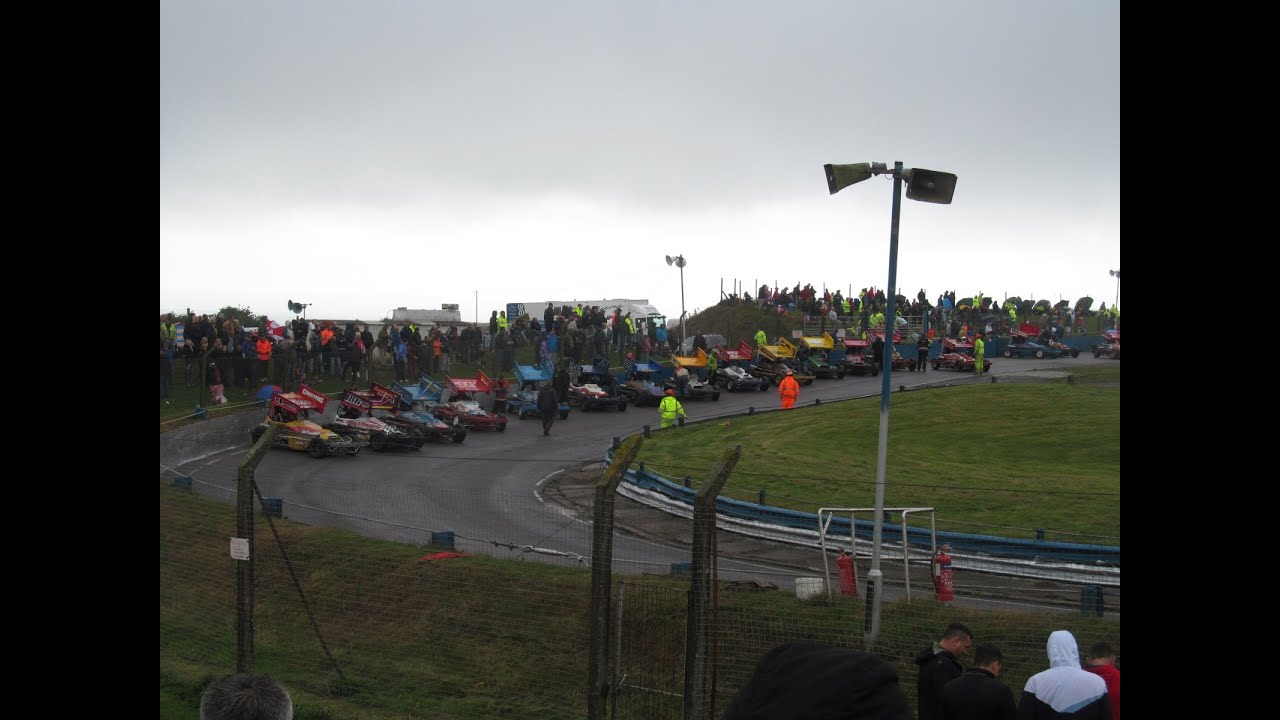 Mendips Raceway BriSCA F2 Semi Final 2 2013 - YouTube