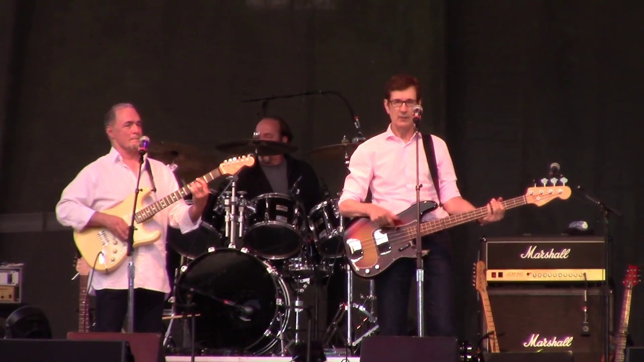 The Box Tops (LIVE)--"Neon Rainbow"--2017 Indiana State Fair - YouTube