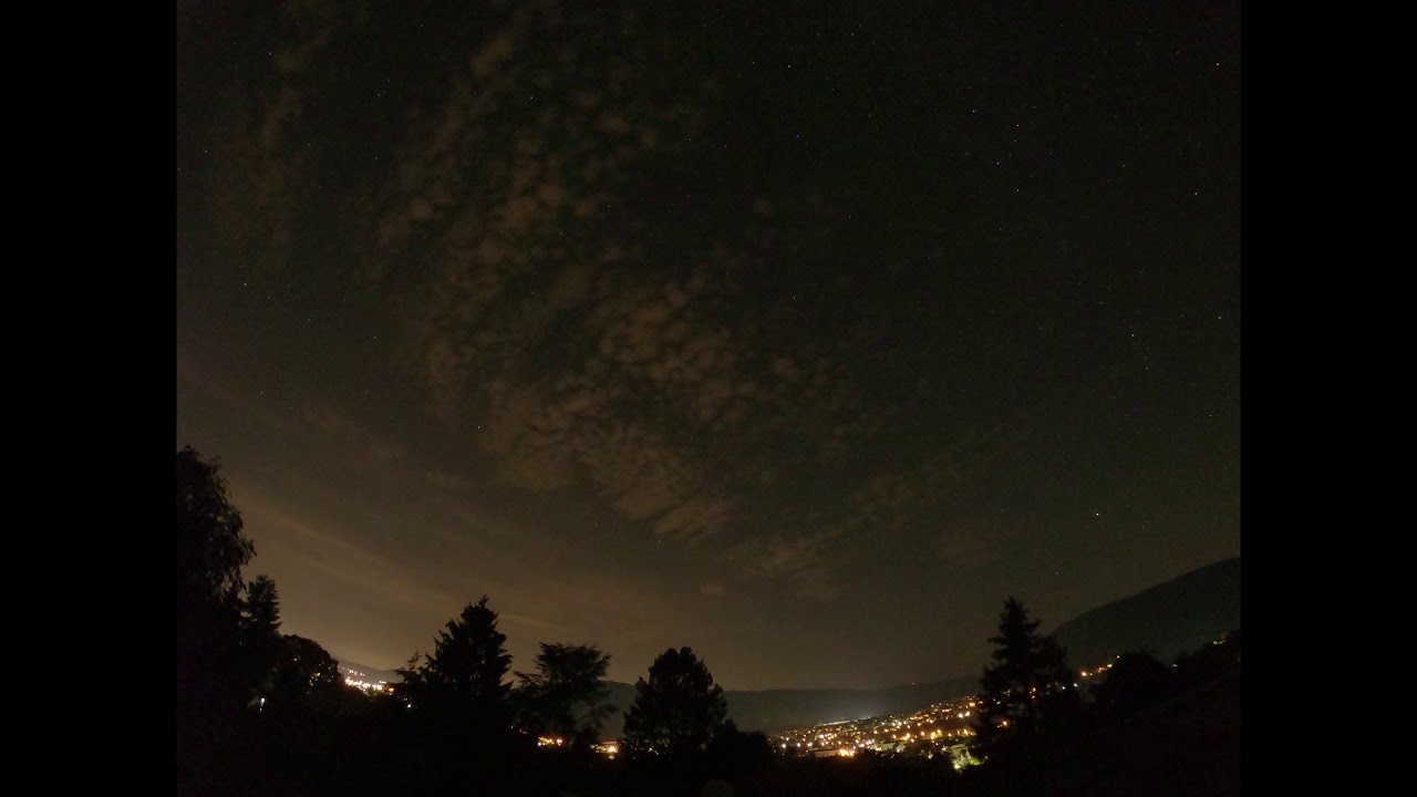 Comet Neowise C 2020/F3 over Miltenberg in 4k - YouTube