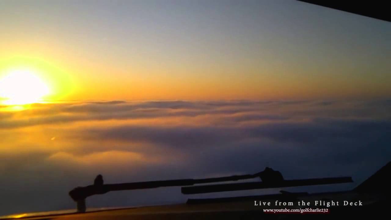 Boeing 737 - Sunset cloud surfing - YouTube