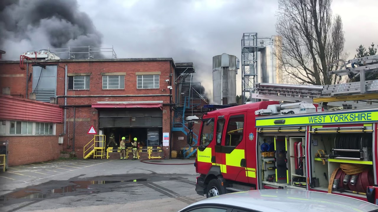 Speedibake fire 1/02/20 pt5 - YouTube