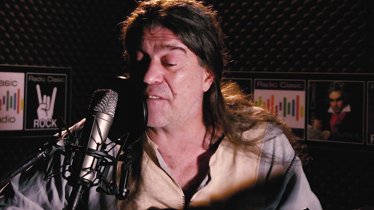 Zoltan Butuc Cantec - YouTube