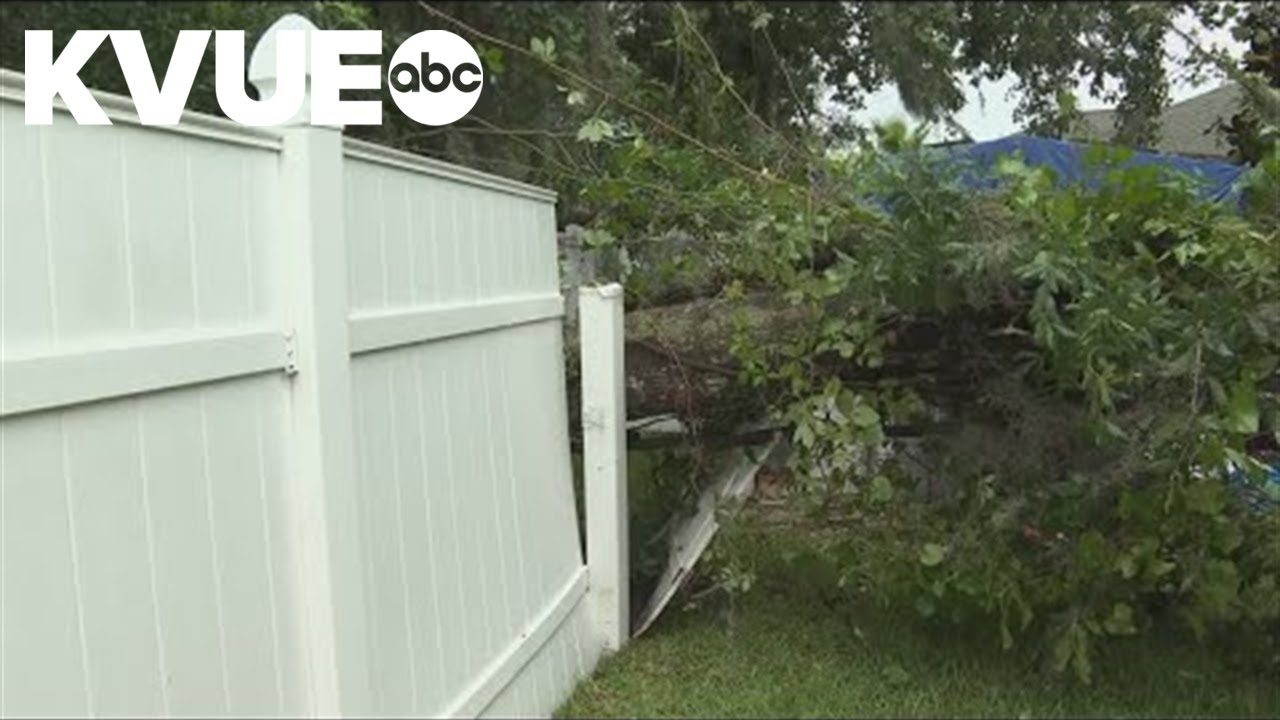 At least 4 people dead after Debby makes landfall in Florida - YouTube