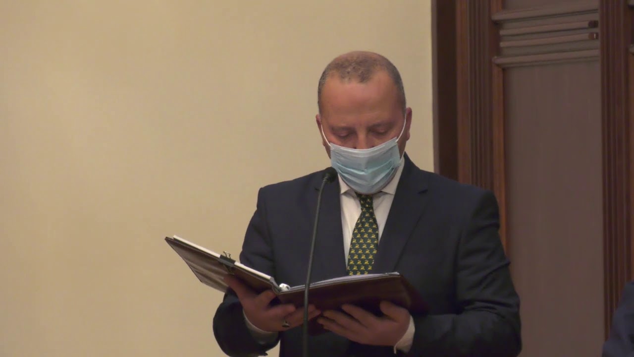 Anëtari më i ri i Gjykatës Kushtetuese, Përparim Kalo betohet para ...