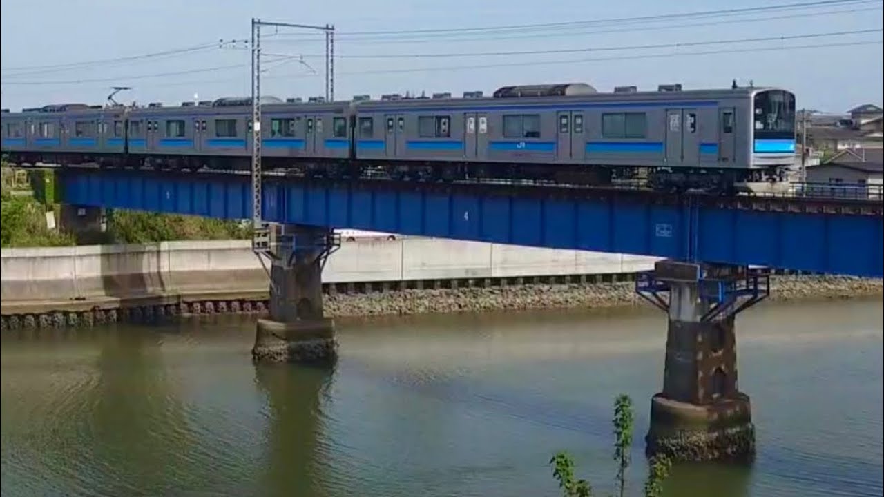 仙石線205系M1編成 【トップナンバー.線路モニタリング装置付】 高城川通過シーン - YouTube