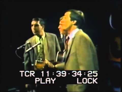 John Denver (Mitchell Trio) Singing "She Loves You" - YouTube