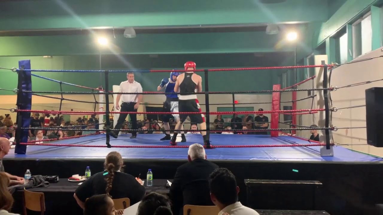 Amateur Boxing (154LBS) Fight #6 - YouTube