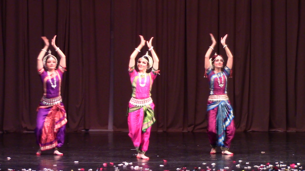 Indian Classical Style Odissi Moksha Omkara Russia - YouTube