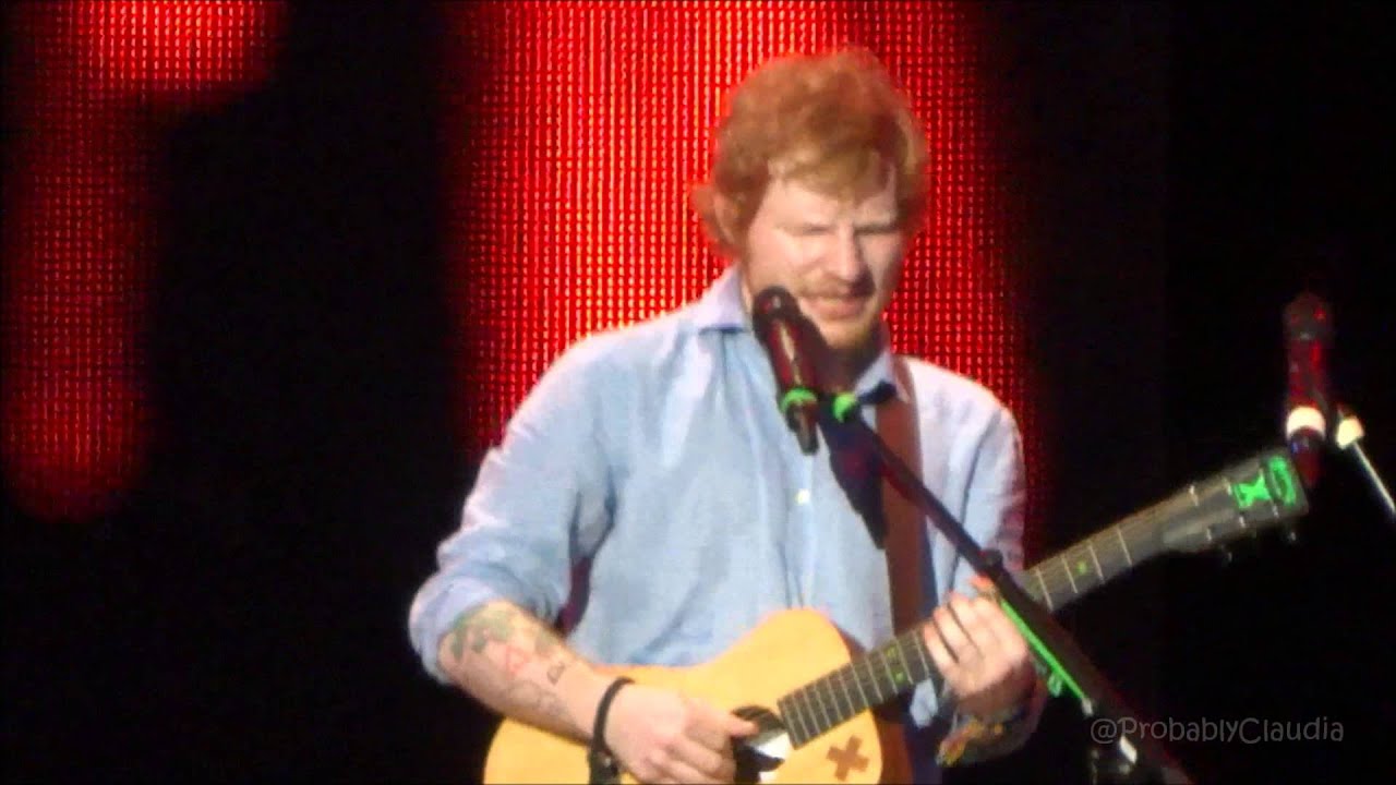 Bloodstream - Ed Sheeran LIVE from Indianapolis - YouTube