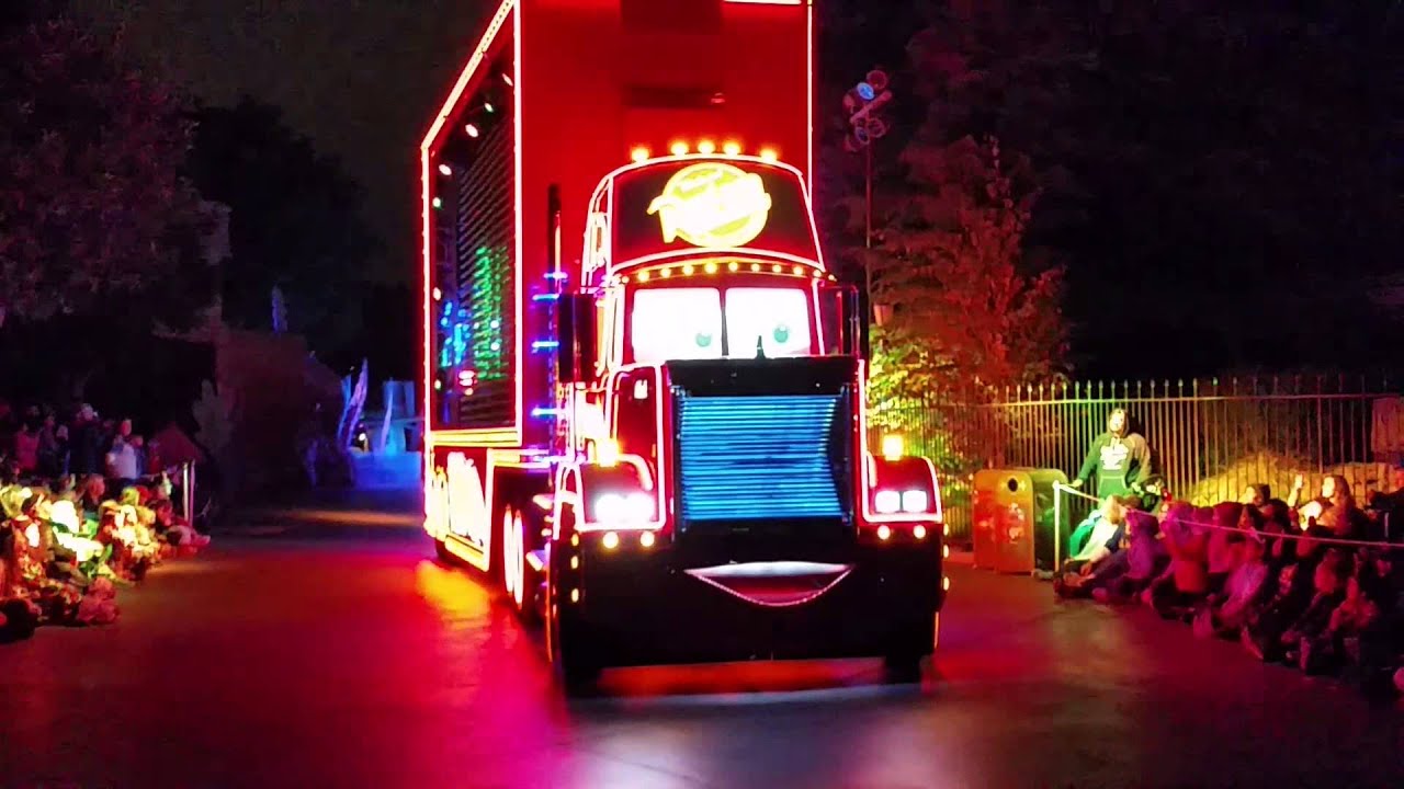 DisneyLand Parade - Cars Movie - YouTube