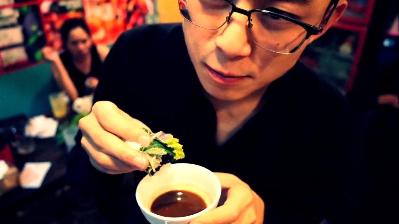 HANOI VLOG: VIETNAMESE HOTPOT at MUM - YouTube