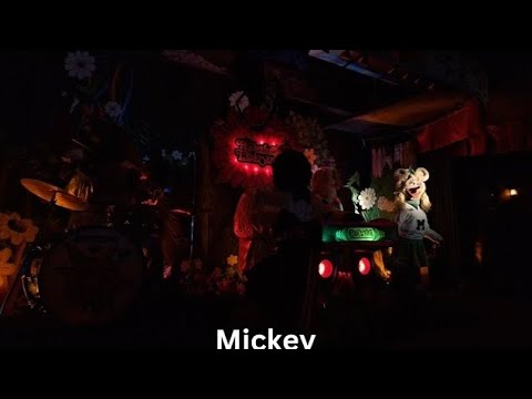 The rock afire explosion - Mickey - Billy bob's wonderland - YouTube