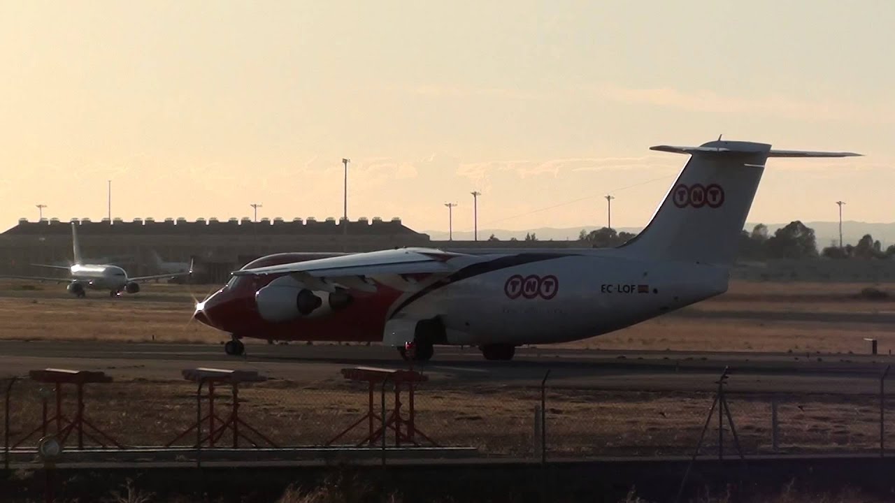TNT Cargo British Aerospace BAe-146-300A EC-LOF Take Off Sevilla LEZL ...