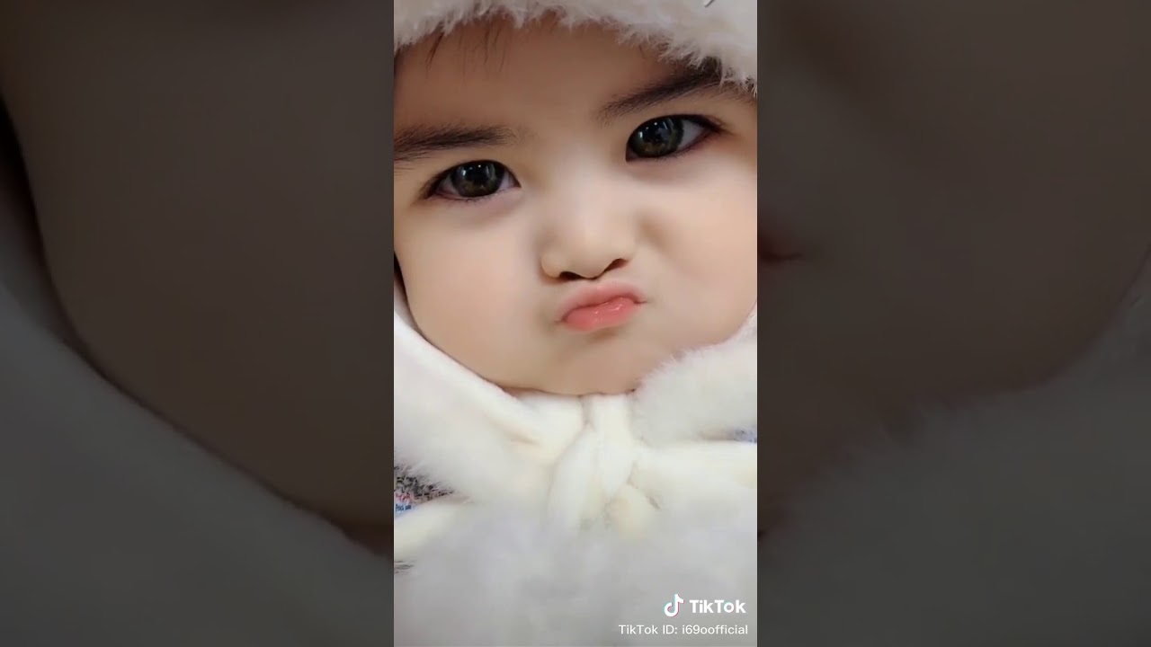 Baby comel - YouTube