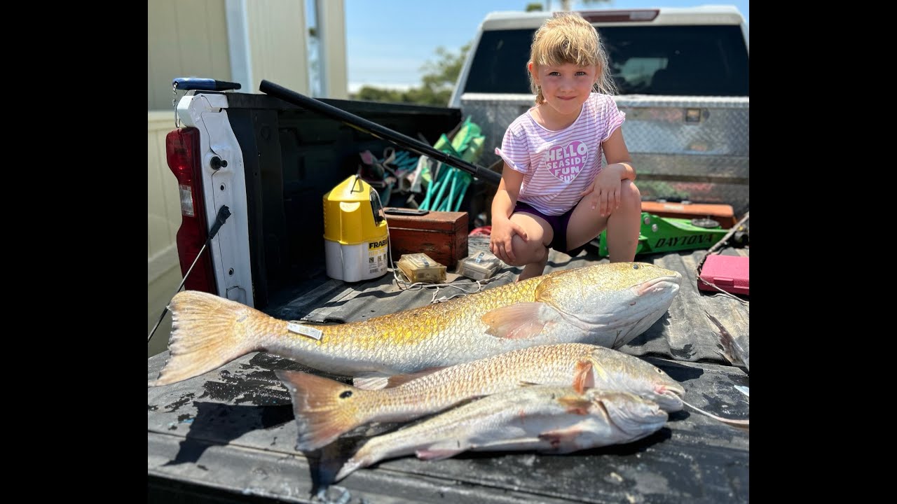 Fishing for and Catching the Big Ones in Port O'Conner - YouTube