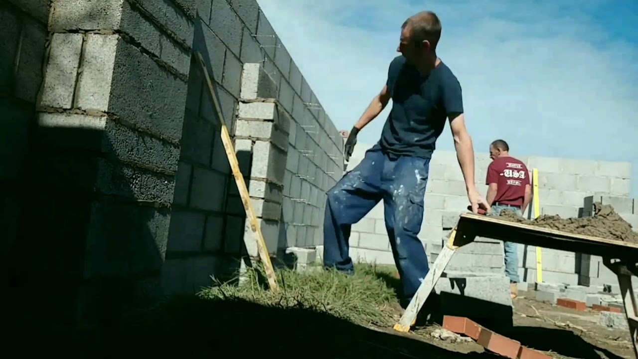 Blockwork building the pillars part3 of the big garage - YouTube