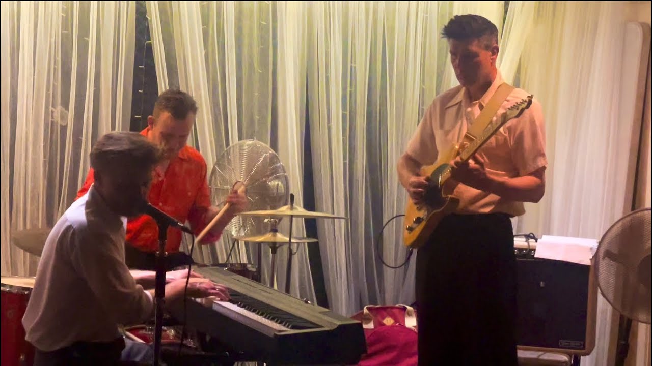 Dylan Kirk & The Killers ☆ Sixteen Chicks (South Norwood and Woodside ...