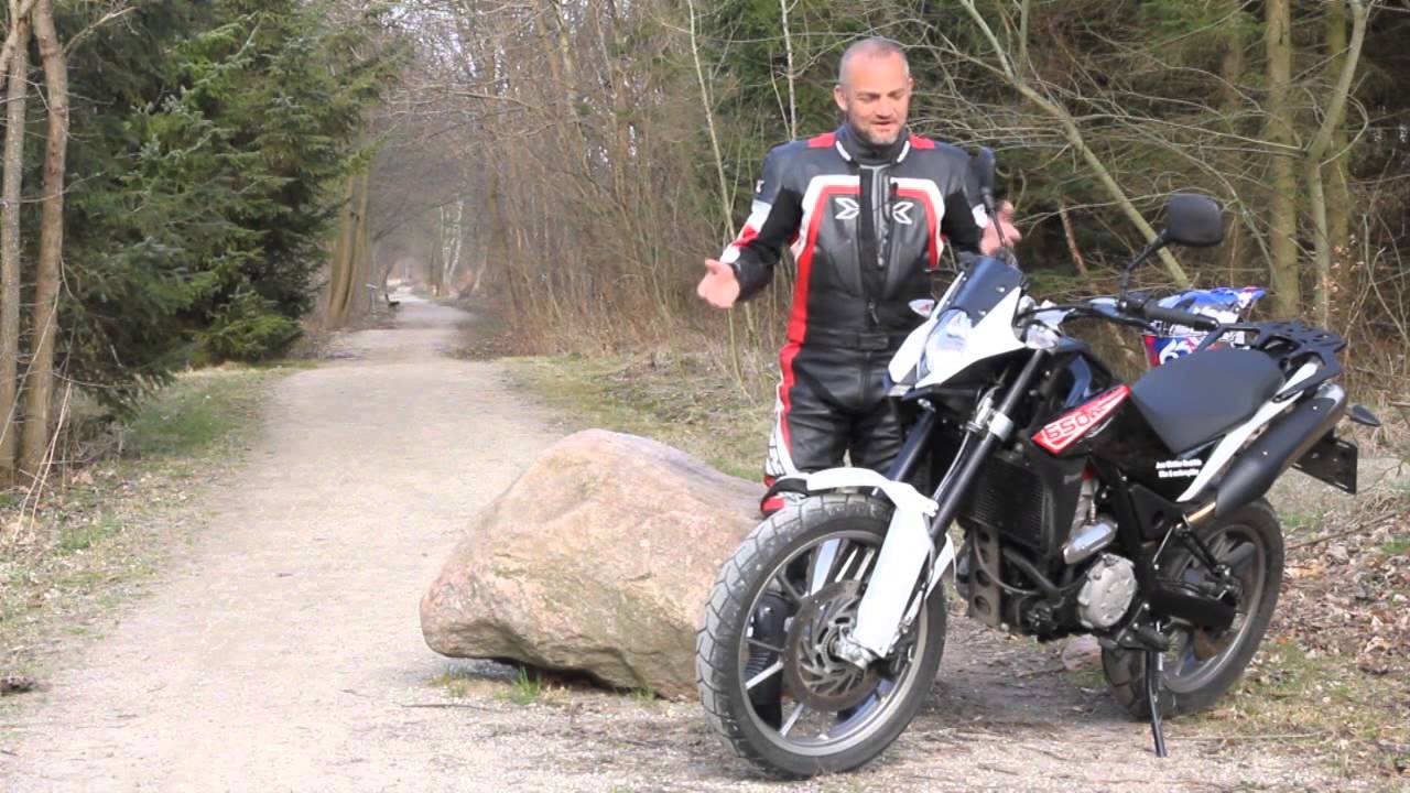 Husqvarna TR 650 Strada - YouTube