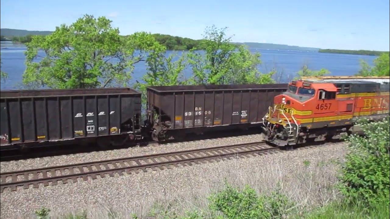 BNSF 4657, 7260 - YouTube