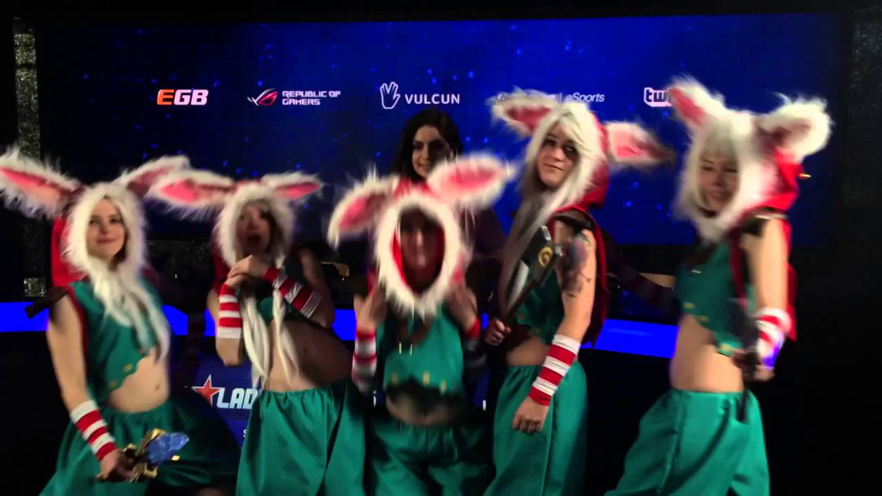 Meepo with Vlady at StarLadder :D - YouTube