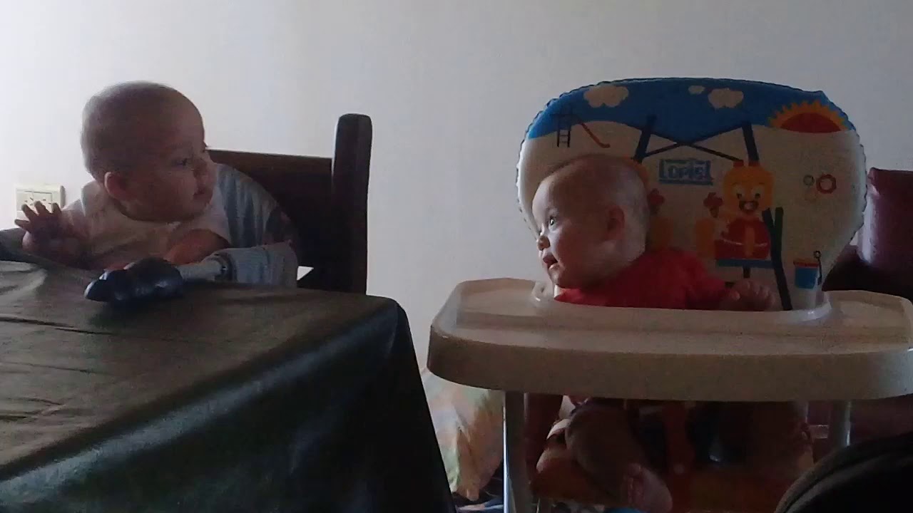 Bebes riendose - YouTube