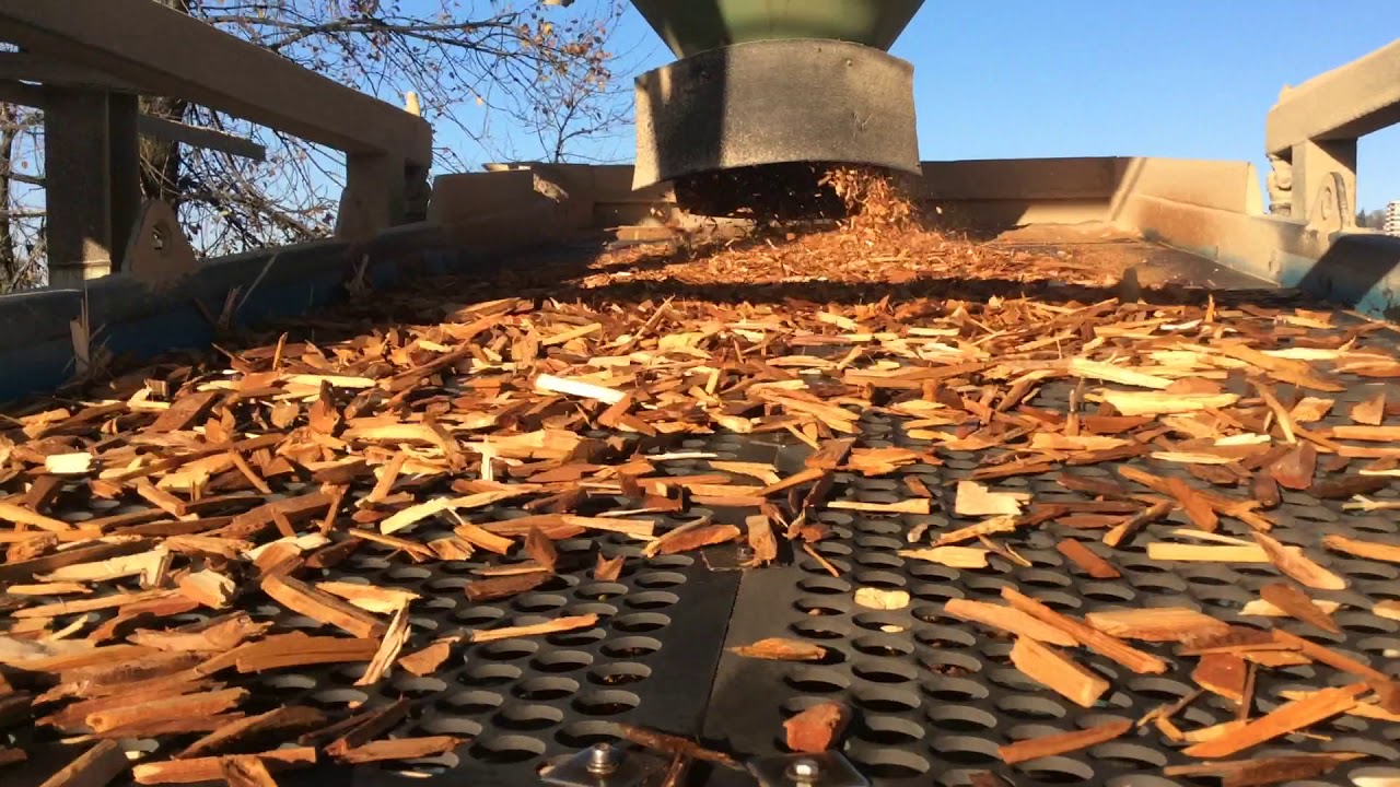 “Kraft Pulp Mill Safe” Synsteel Chip Screen - YouTube