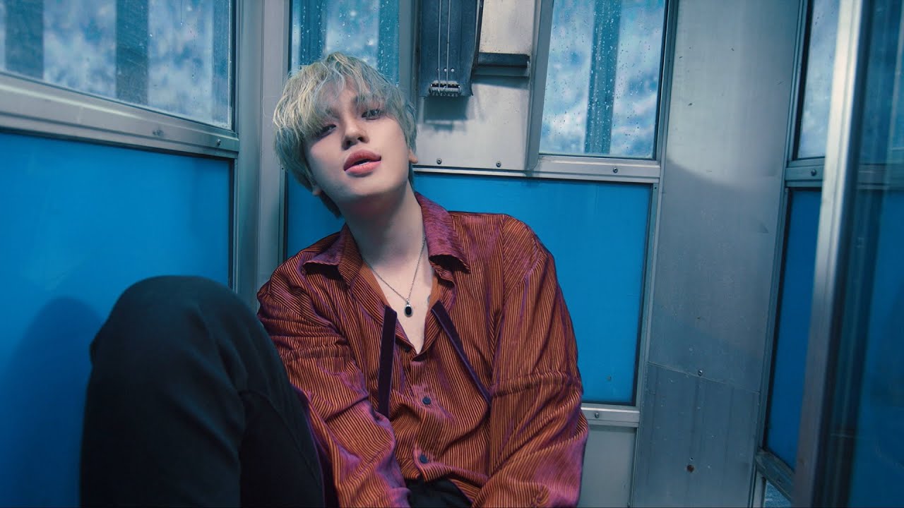 니엘 (NIEL) - '궤도 (In your space)' Official Music Video - YouTube