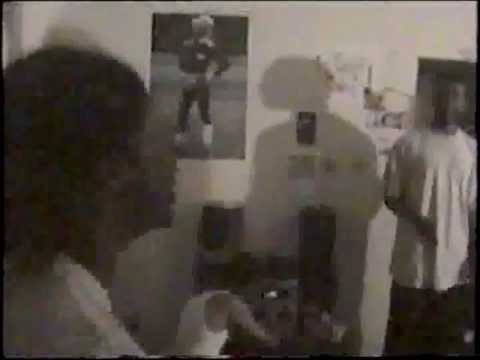 AIP FIGHT CLUB- Akima vs Baze - YouTube