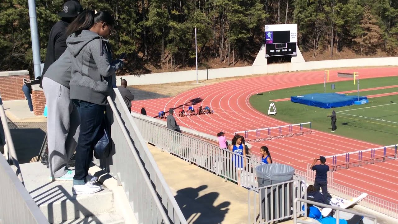 Lakewood Stadium Mhakai 110H - YouTube