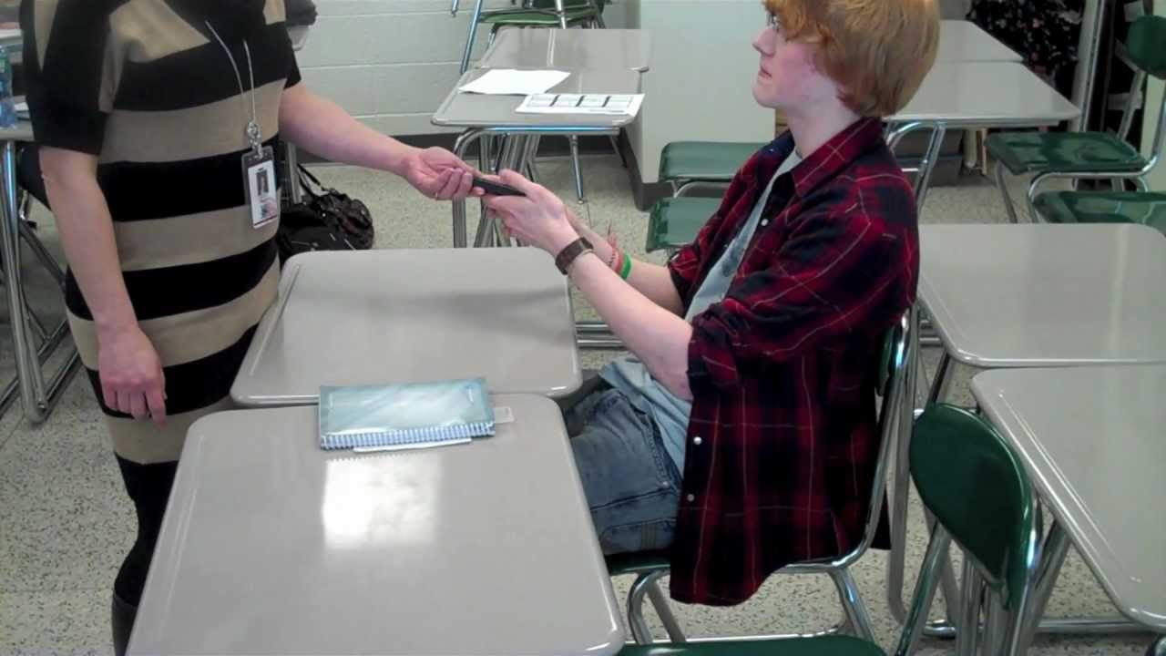 Don't Text in Class - Cell Phone PSA - YouTube