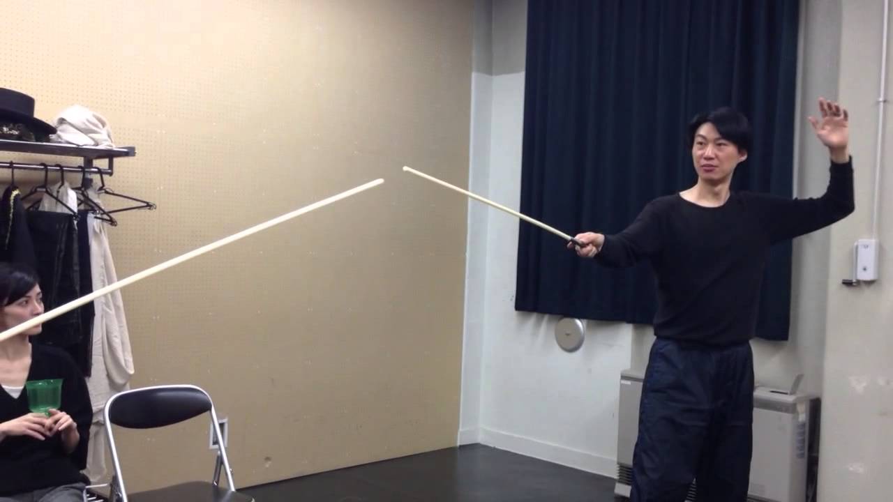 Fencing for Hamlet 剣の試合の振付1 - YouTube
