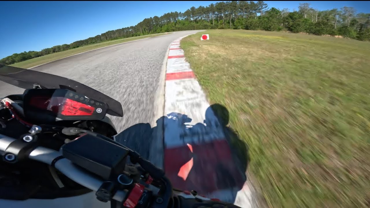 TRACK DAY AT JENNINGS GP | Motovlog #59 - YouTube