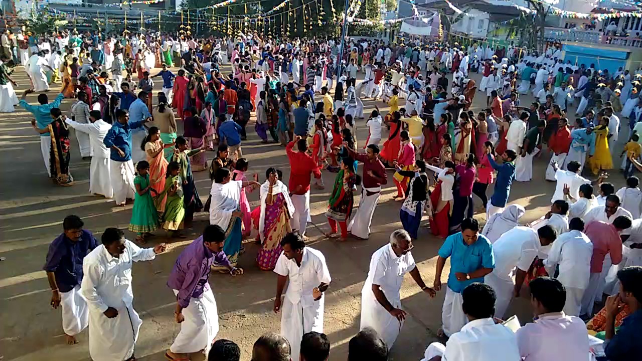 Baduga dance in ooty - YouTube