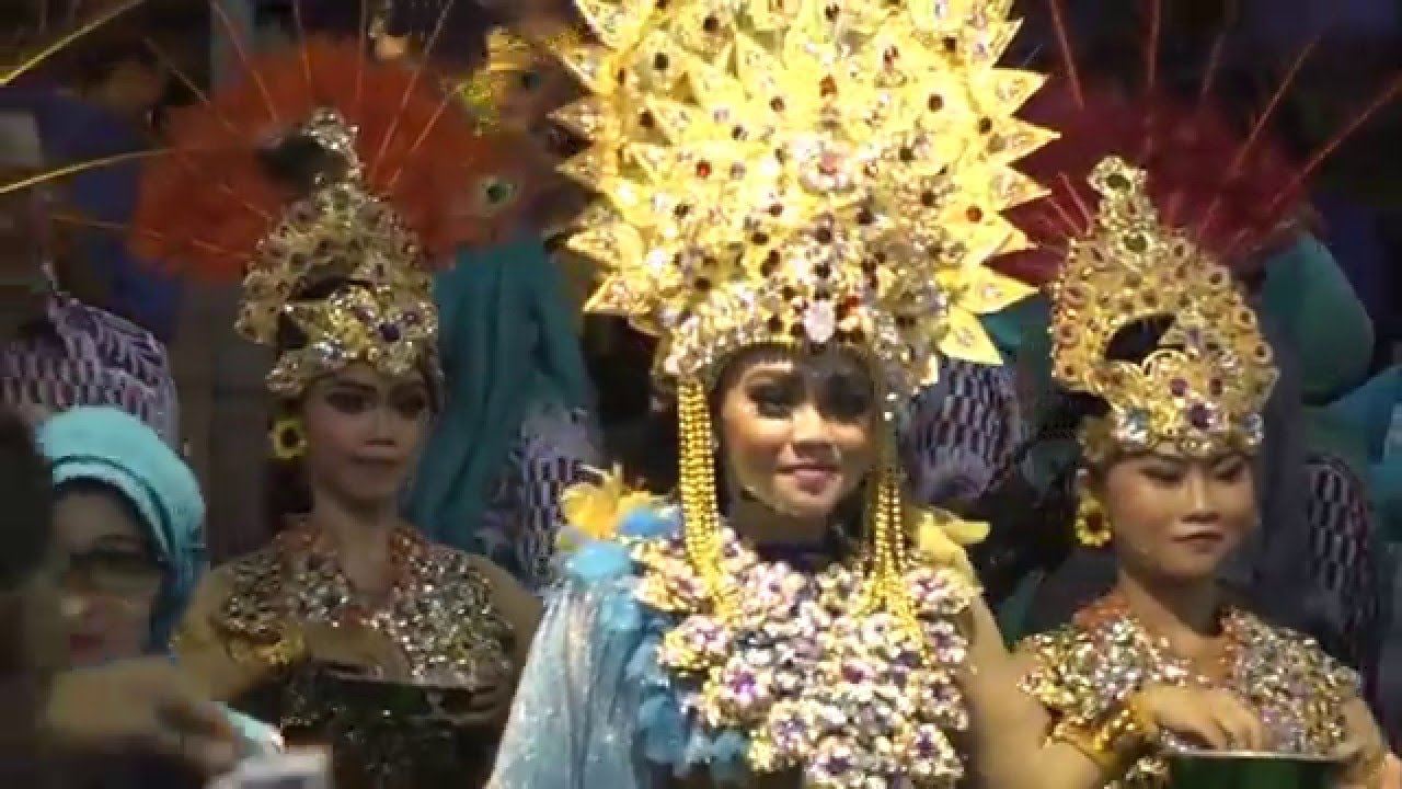 Event Lelang Bandeng Kawak Sidoarjo - YouTube