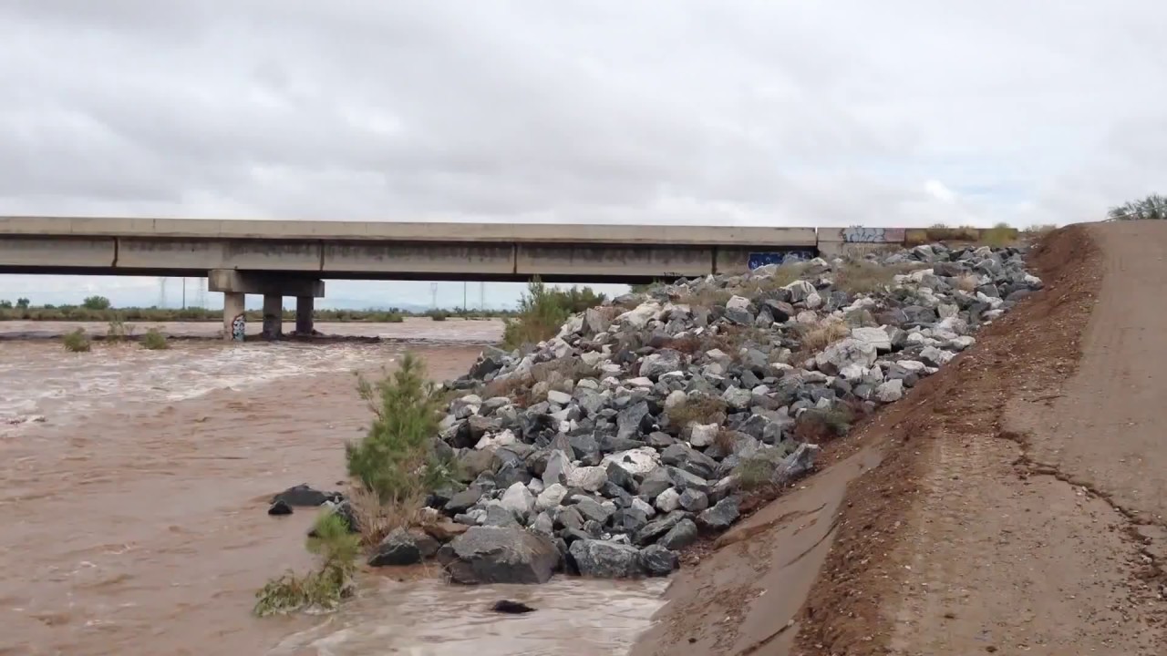 September 8th 2014 Phoenix Monsoon Rain & Flash Flood in Agua Fria ...